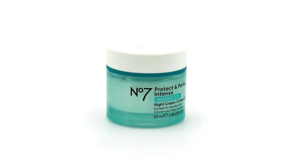 No7 Anti-Aging Night Cream with Hyaluronic Acid, Vitamins & Peptides ...